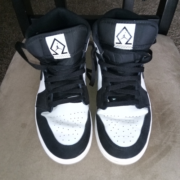 Nike | Shoes | Nike Air Jordan Mids Se Diamond | Poshmark
